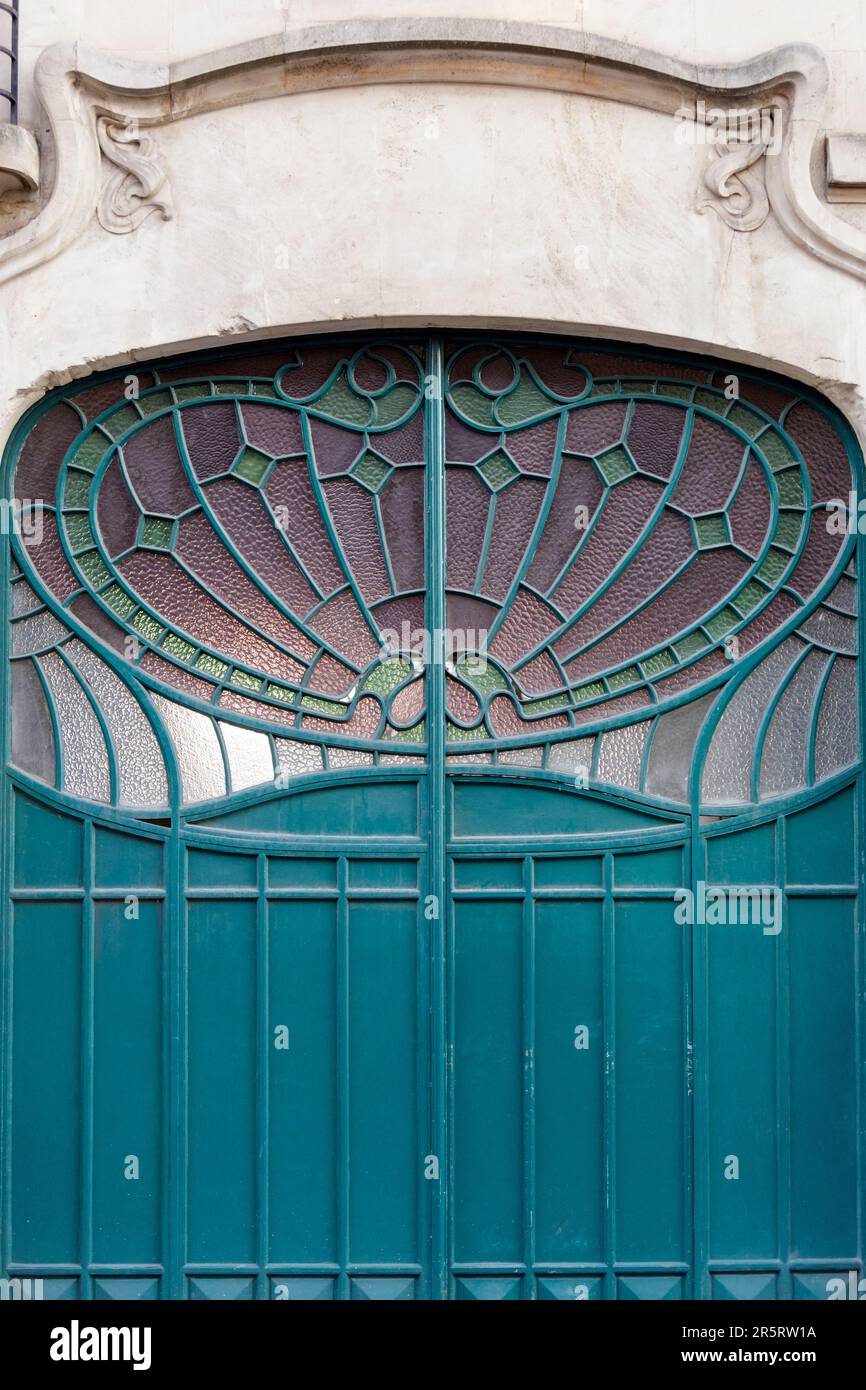 France, Meurthe et Moselle, Nancy, gate of the apartment building in ...