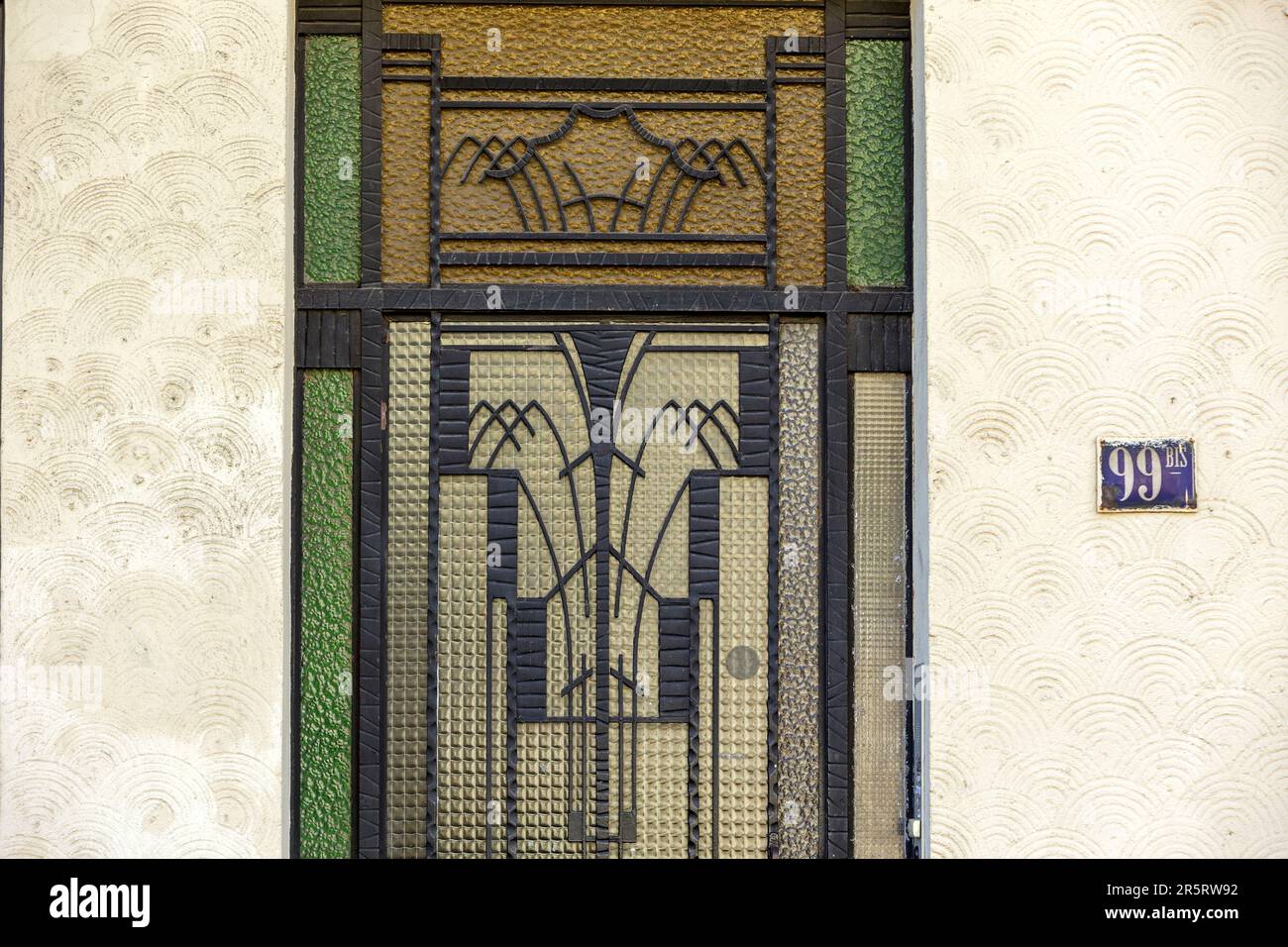 France, Meurthe et Moselle, Nancy, facade and doorway of an apartment ...