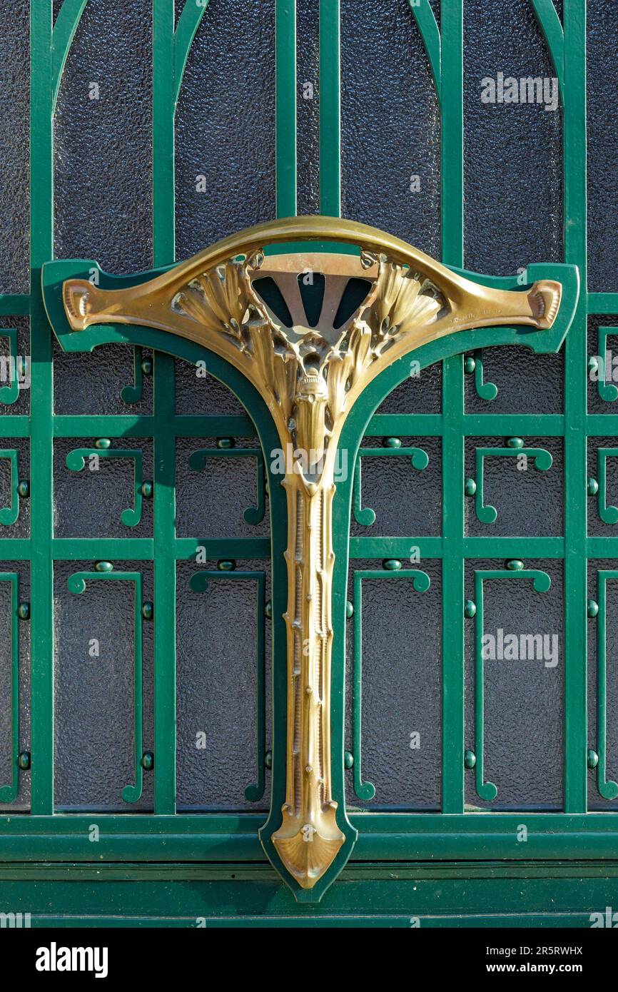 France, Meurthe et Moselle, Nancy, doorway of former mansion Elbel ...