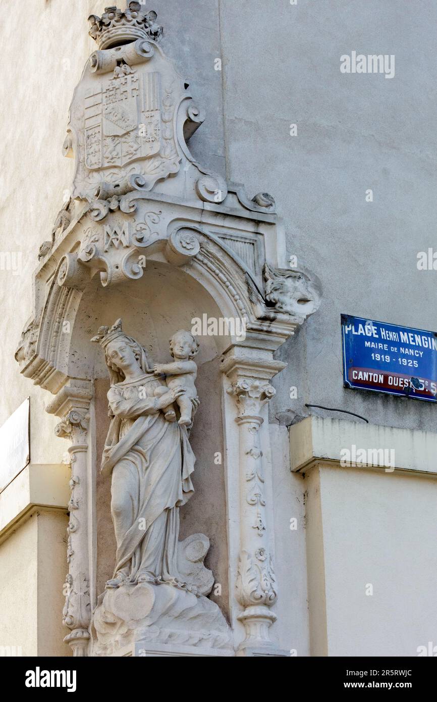 France, Meurthe et Moselle, Nancy, statue of Virgin Mary holding a ...