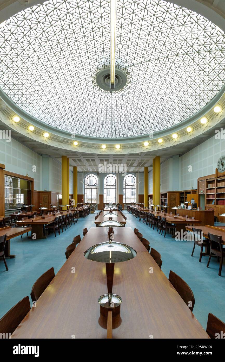 France, Meurthe et Moselle, Nancy, the reading room of the Bibliotheque ...