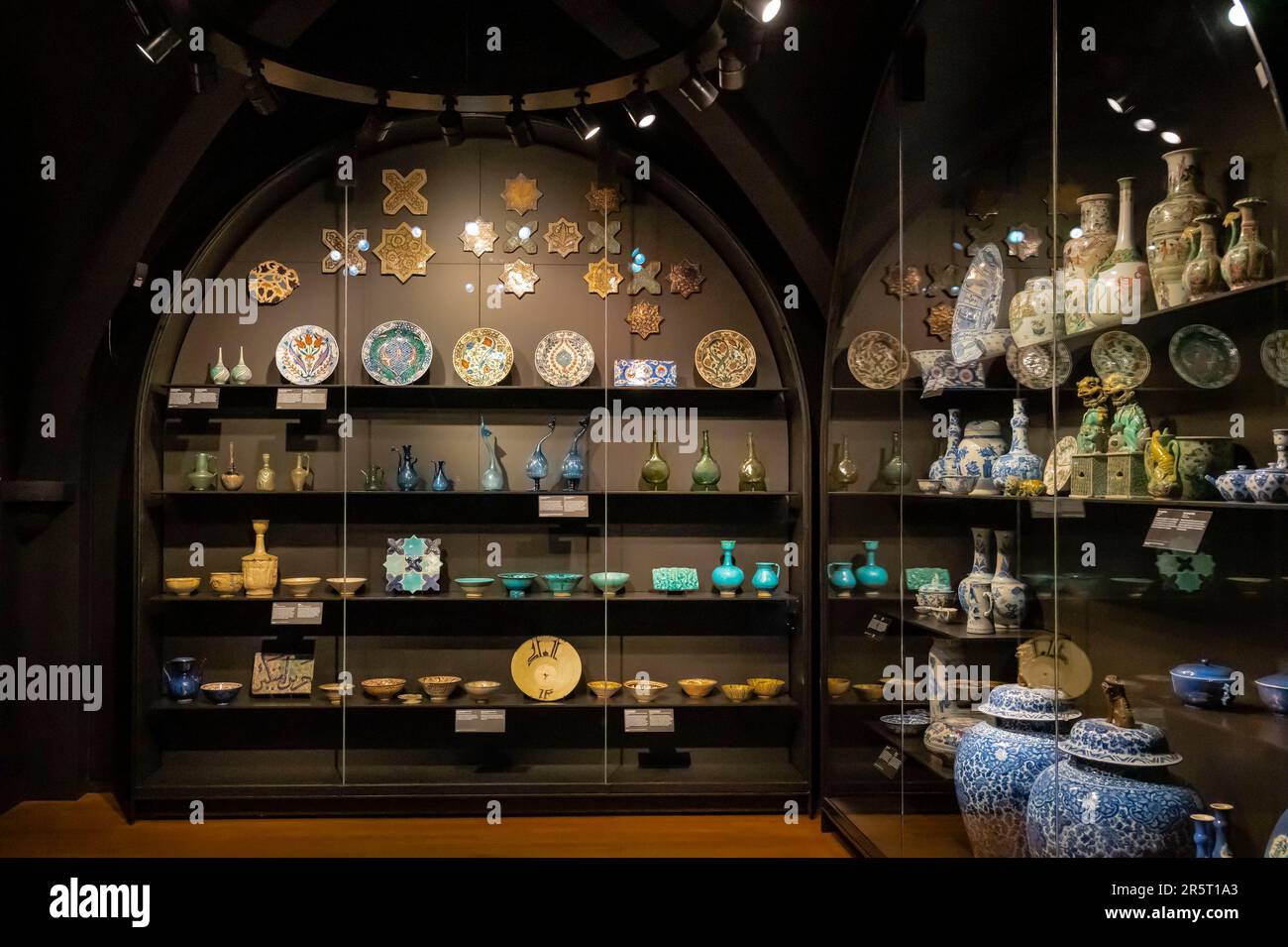 Netherlands, Amsterdam, downtown, Rijksmuseum, kitchen utensils Stock ...