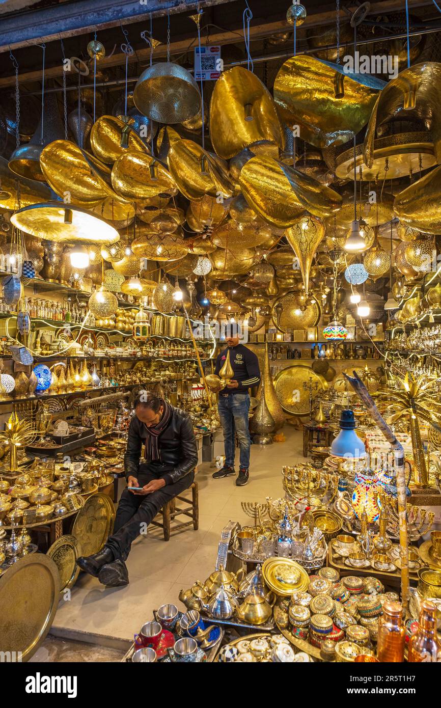 Copper souk hi-res stock photography and images - Alamy