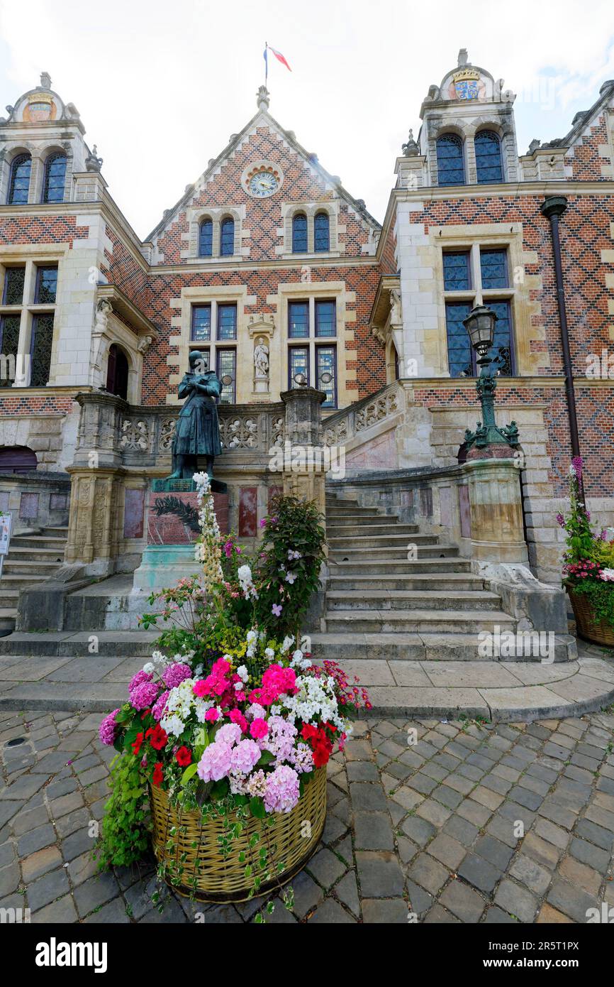France, Loiret, Orleans, Groslot hotel is a 16th century mansion in ...