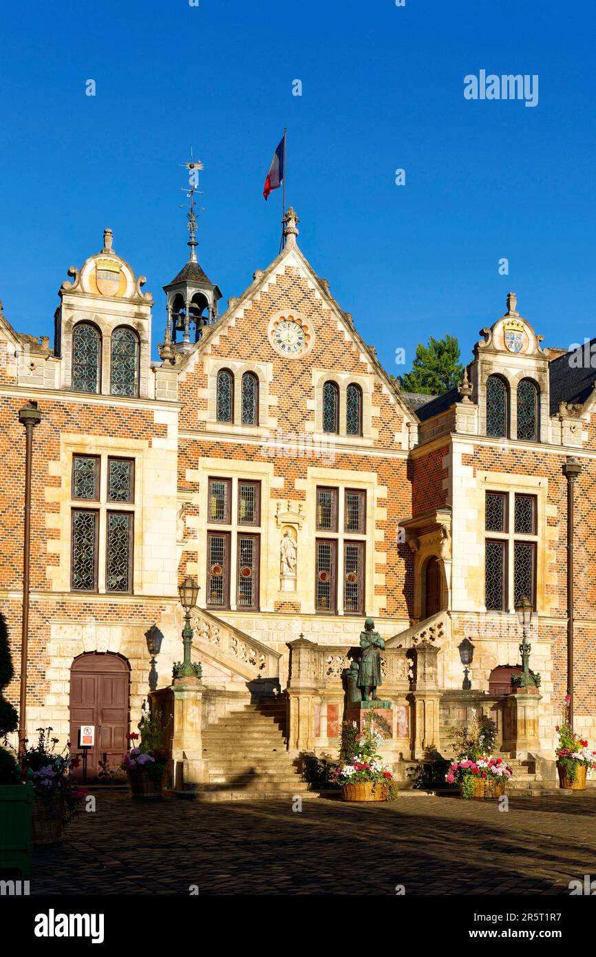 France, Loiret, Orleans, Groslot hotel is a 16th century mansion in ...