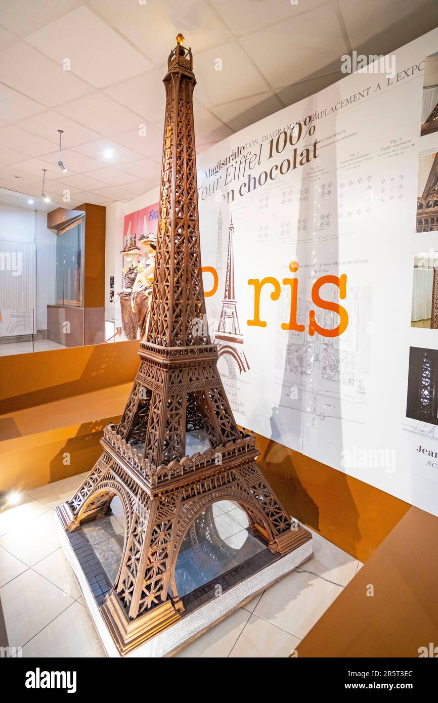 France, Paris, the Chocolate museum, the Chocolate Eiffel Tower Stock ...