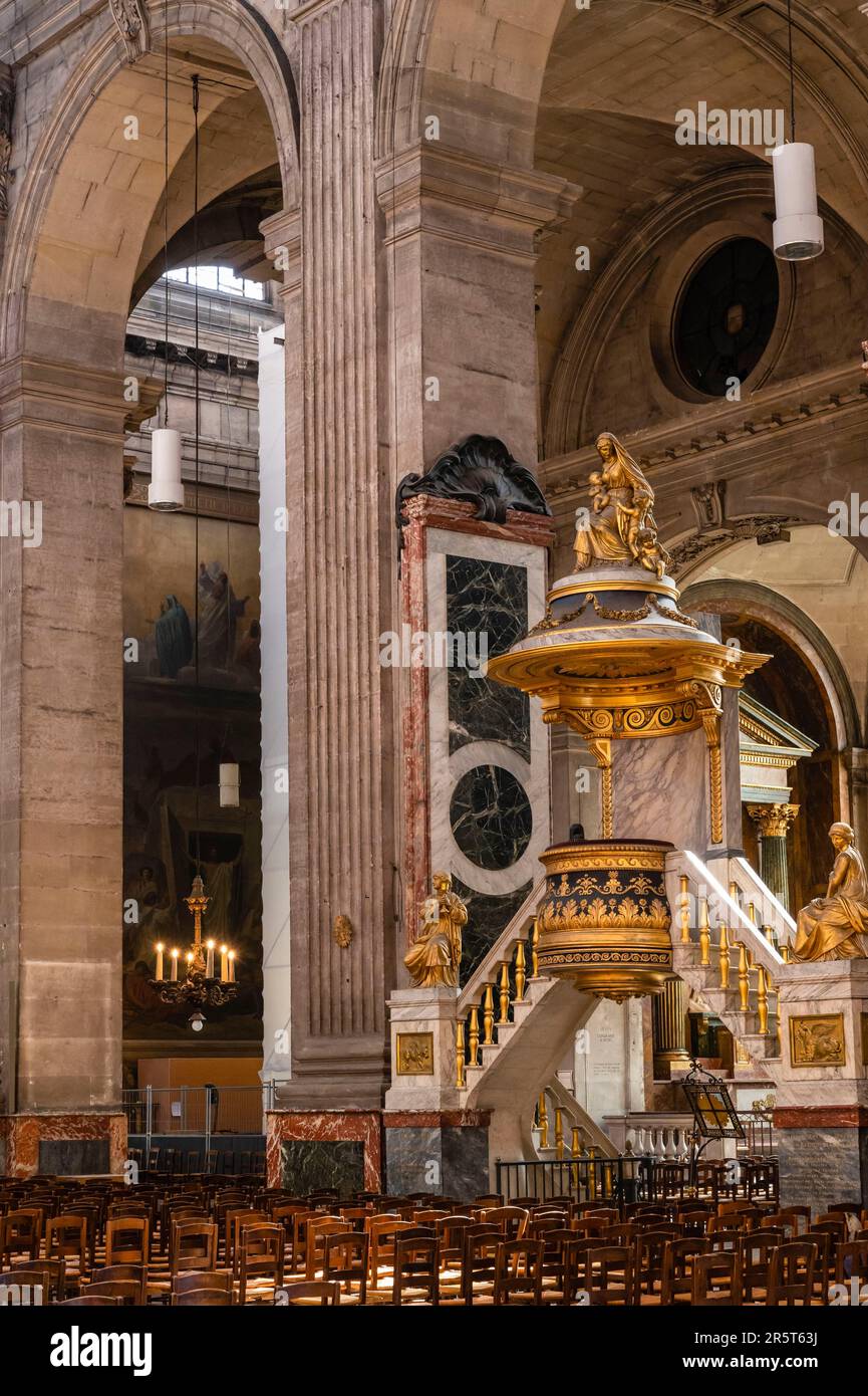Sulpice paris altar hi-res stock photography and images - Alamy