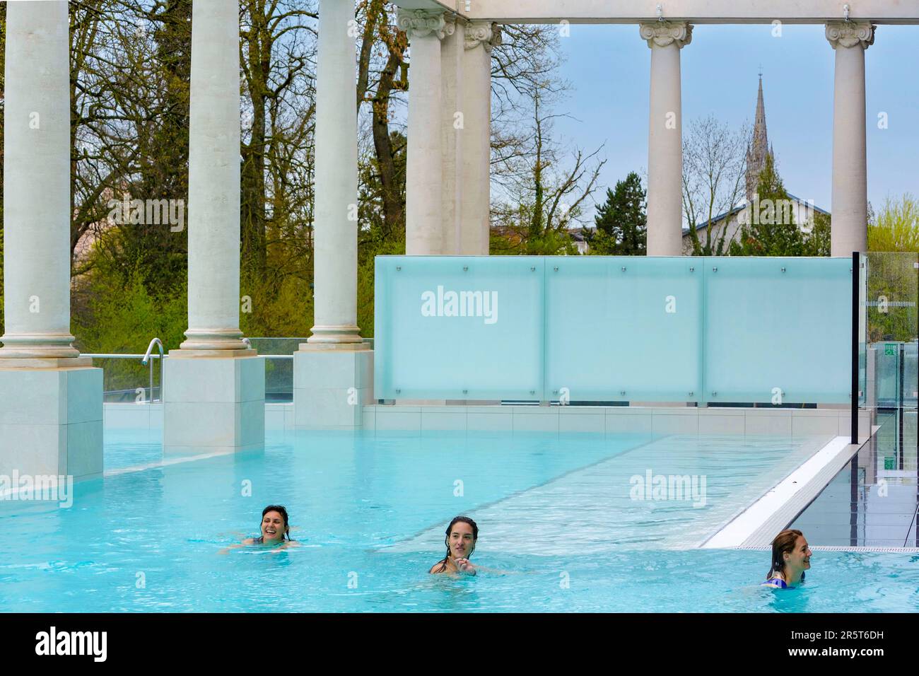 Public swimming pool in france hi-res stock photography and images - Alamy