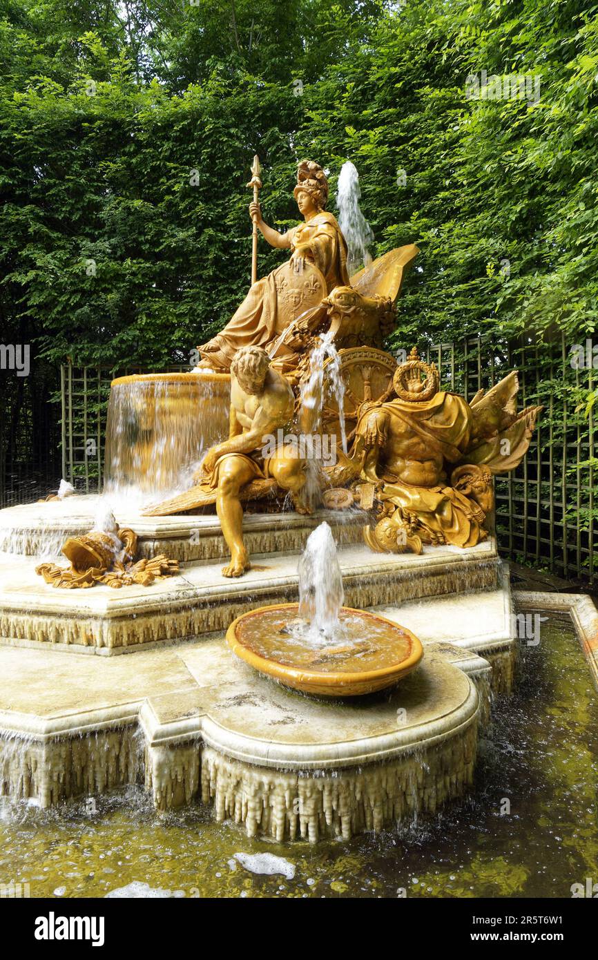 France, Yvelines, Versailles, park of the Palace of Versailles ...