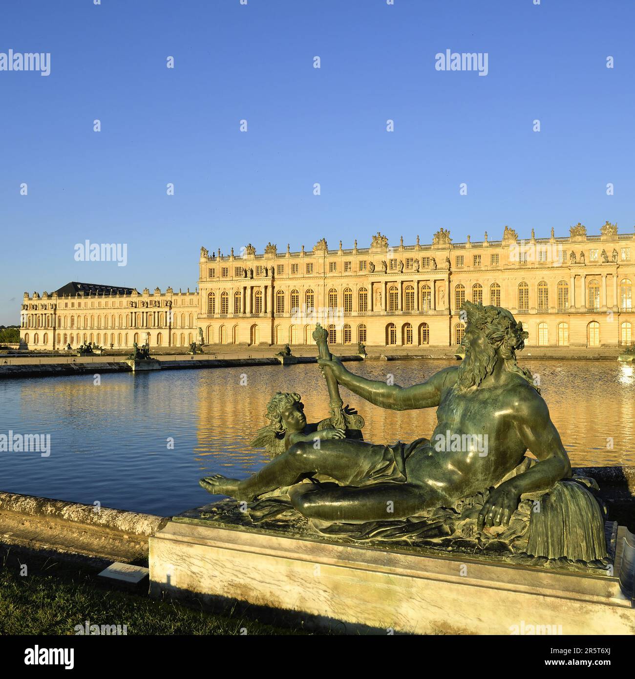 France, Yvelines, Versailles, park of the Palace of Versailles ...