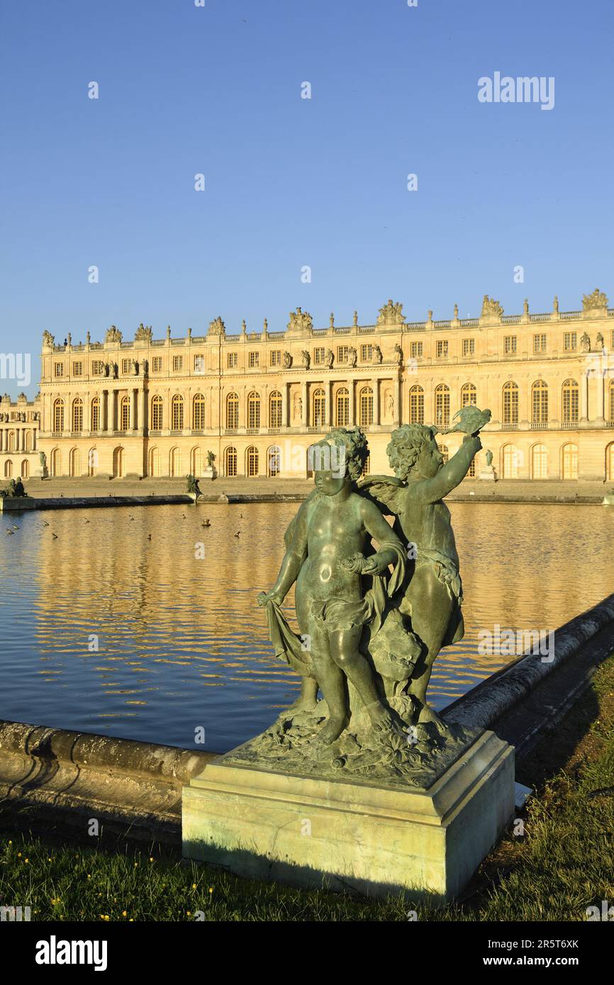 France, Yvelines, Versailles, park of the Palace of Versailles ...