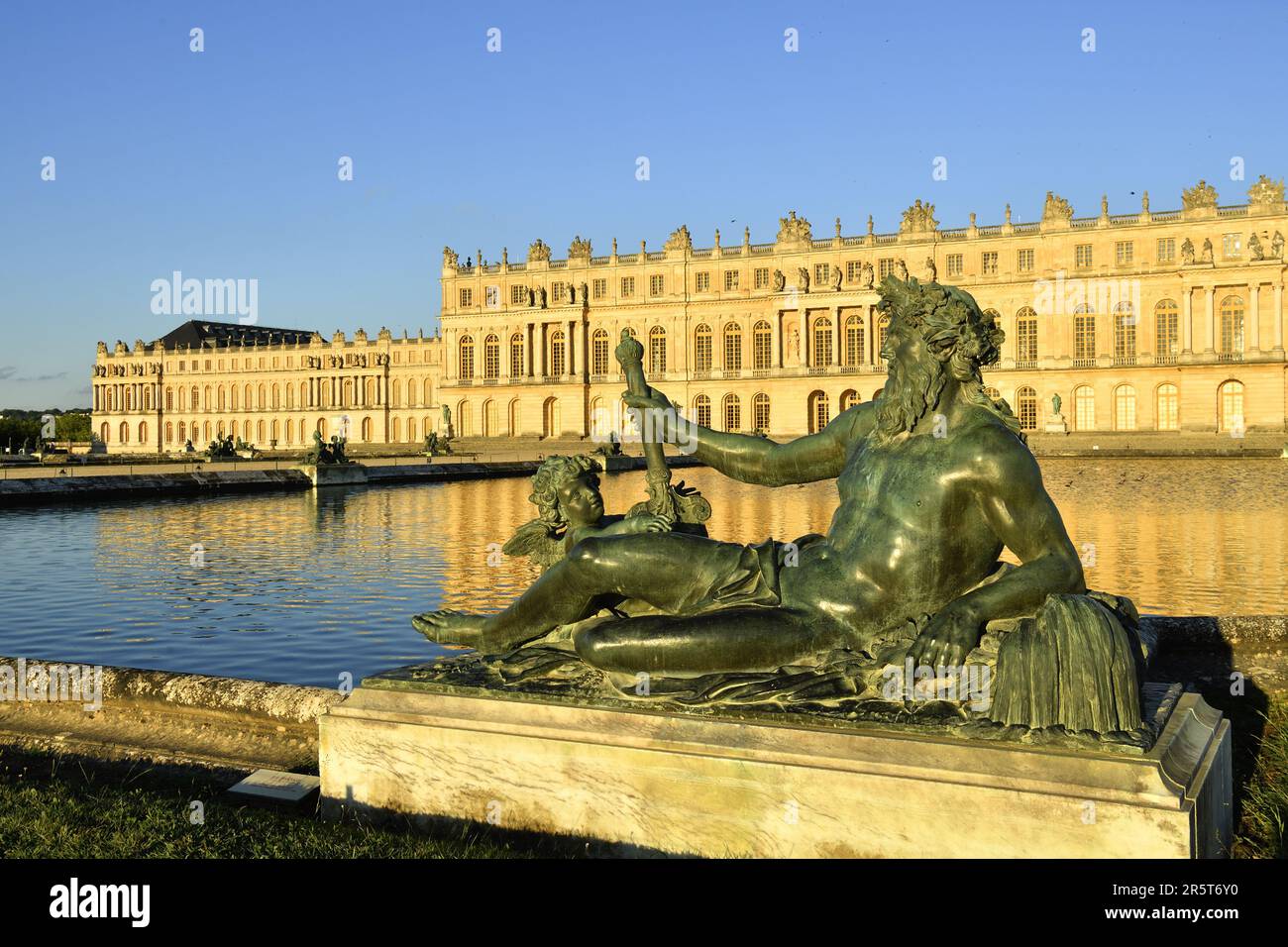 France, Yvelines, Versailles, park of the Palace of Versailles ...