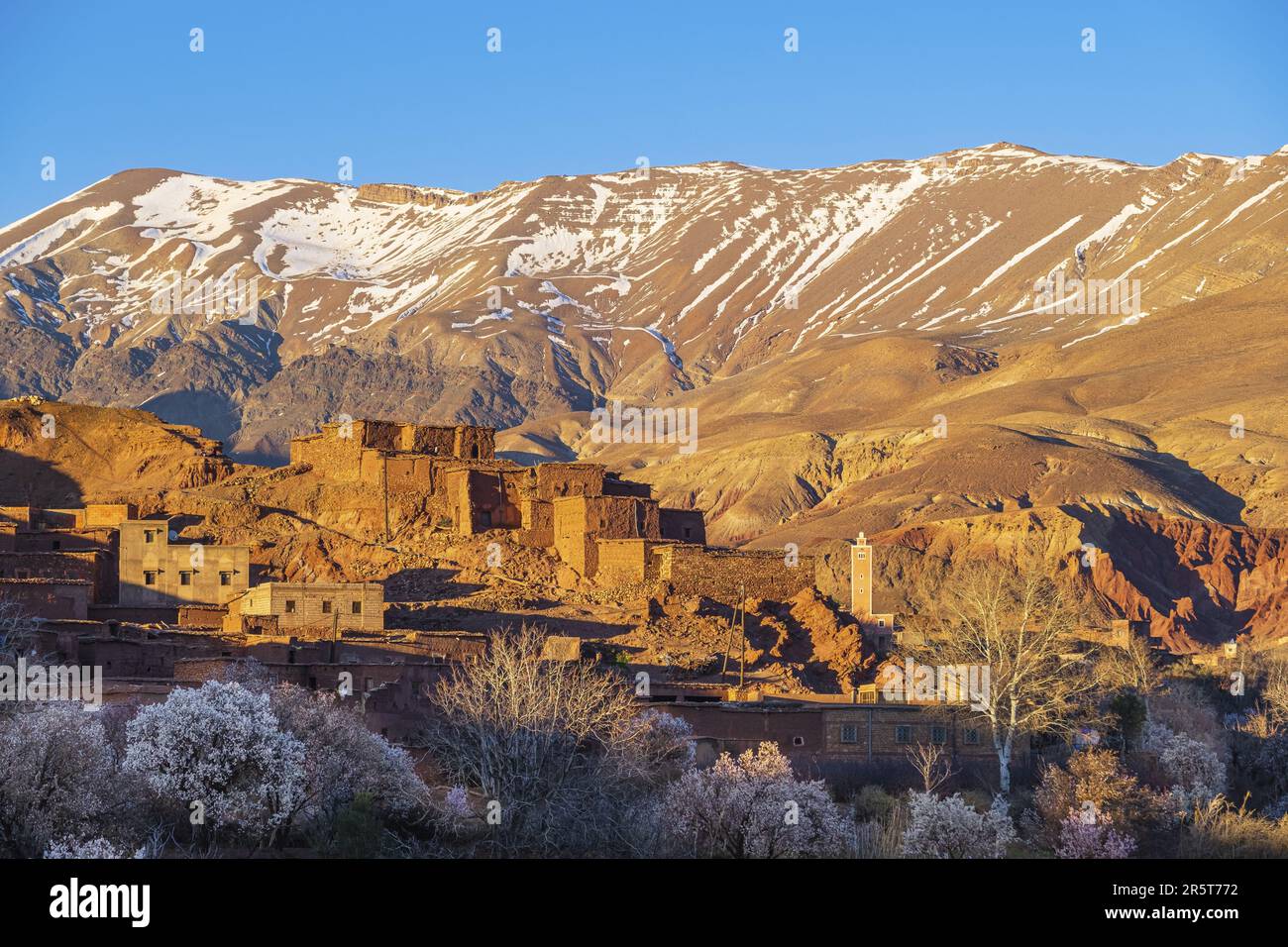 Telouet village hi-res stock photography and images - Alamy