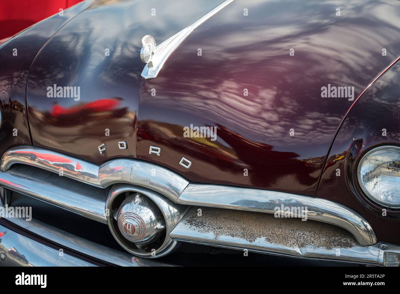 Detail of the logo and badge of a beautiful classic American car, the ...