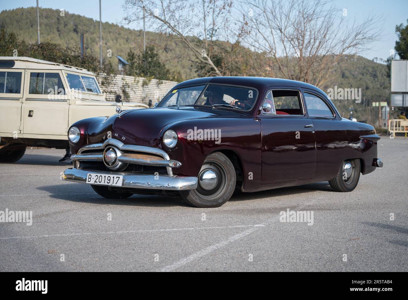 Front view of a beautiful classic American car, the '49 bullet nose ...