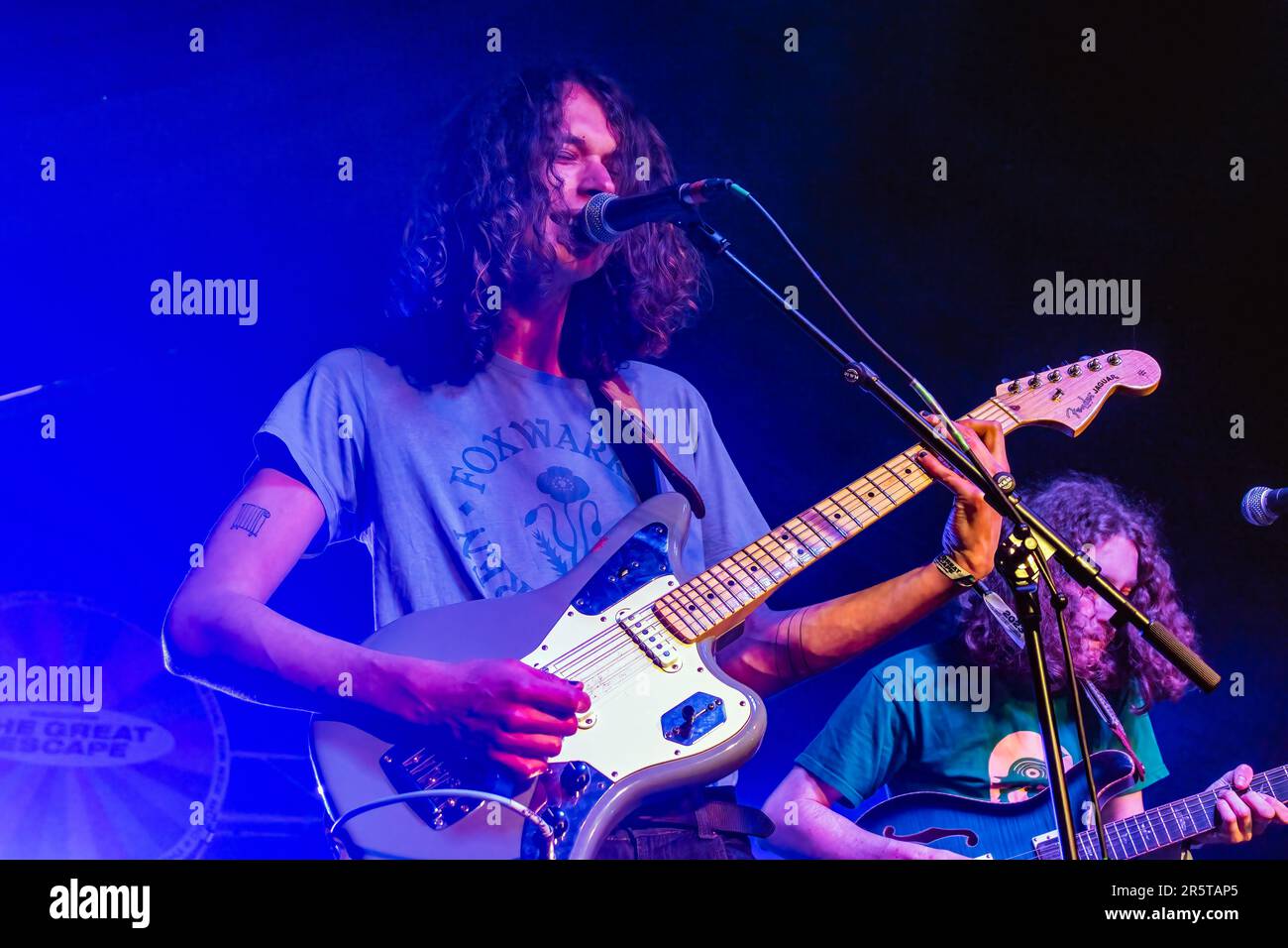 Brighton, City of Brighton & Hove, East Sussex, UK. Hutch performing at the TGE Beach Stage, The ...