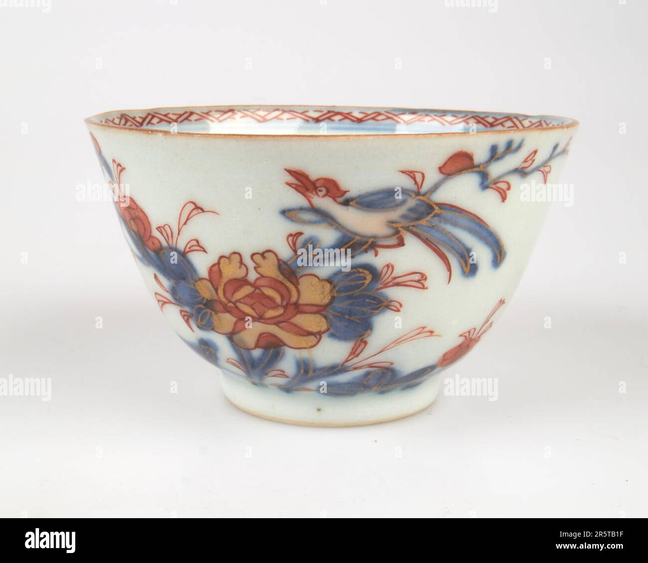 Chinese imari porcelain hi-res stock photography and images - Alamy