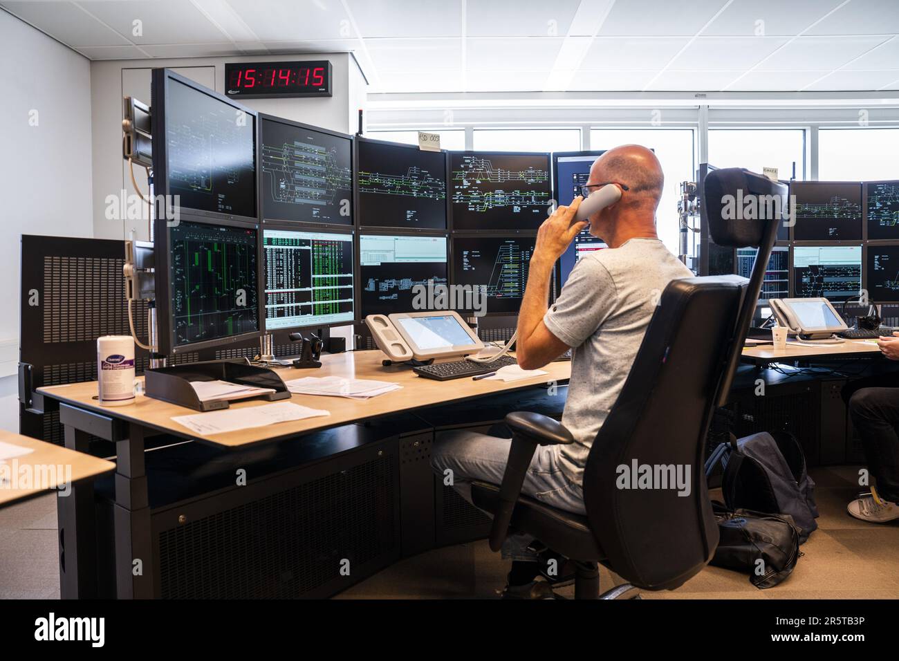 UTRECHT - The Amsterdam contingency location in the ProRail Operational ...