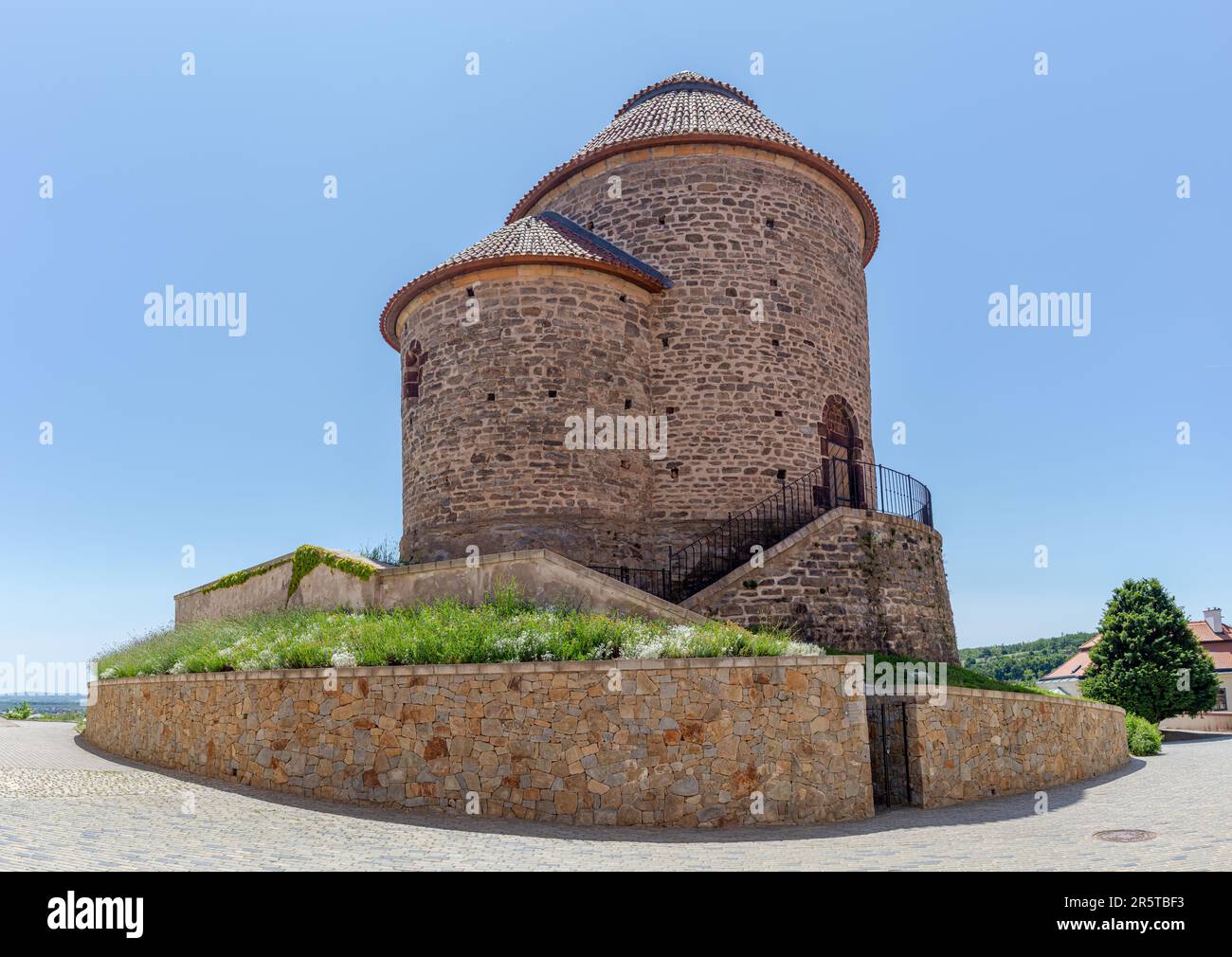 Octagonal rotunda hi-res stock photography and images - Alamy