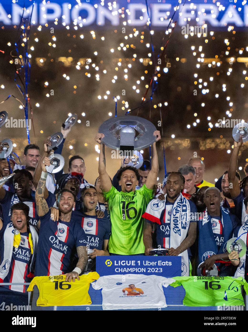 PARIS, FRANCE - JUNE 3: PSG players celebrate after wining title of ...