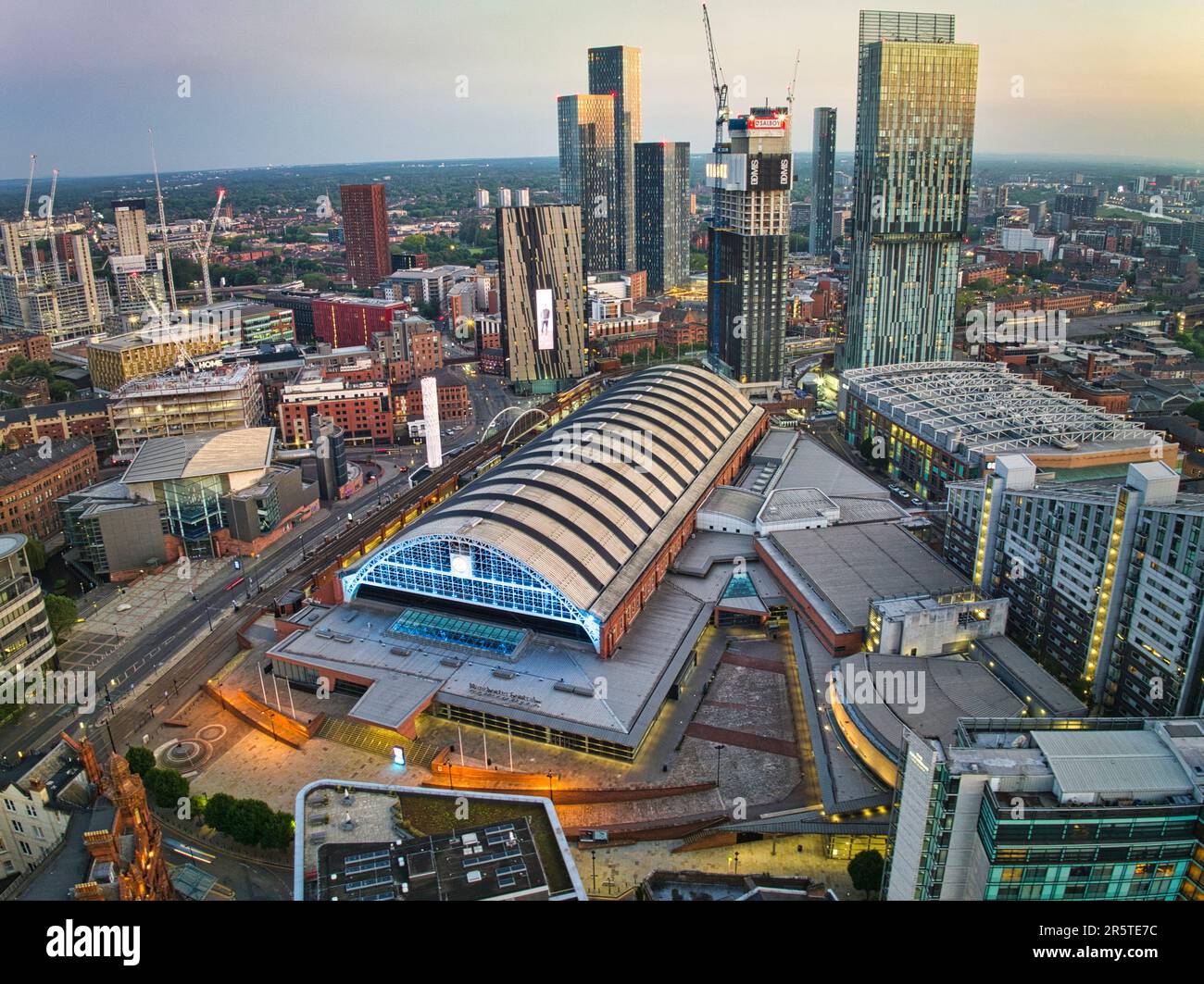 Salford skyscraper sunset hi-res stock photography and images - Alamy