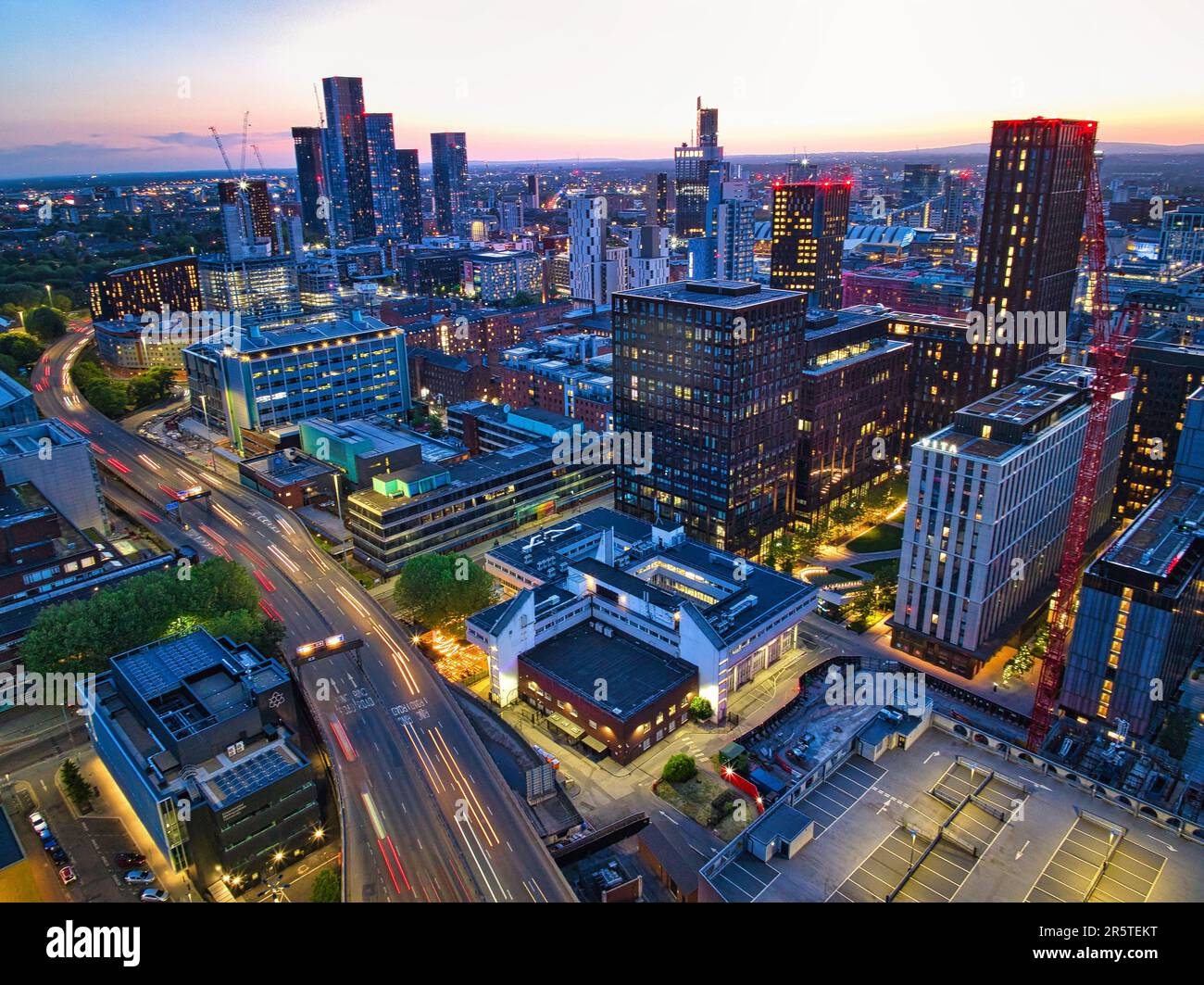 Helicopter flying above building sunset hi-res stock photography and ...