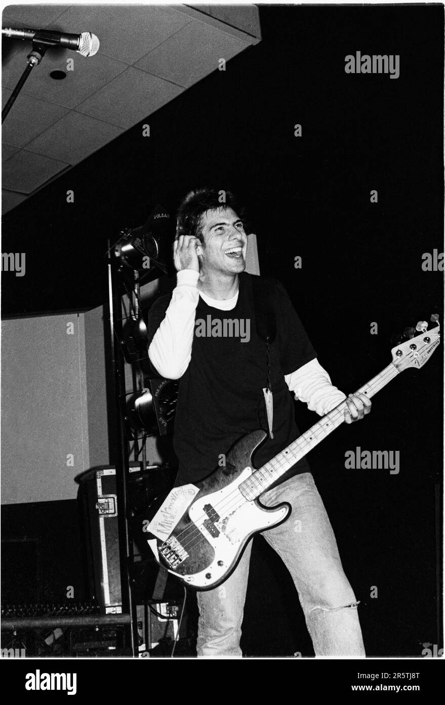 Magnapop hi-res stock photography and images - Alamy