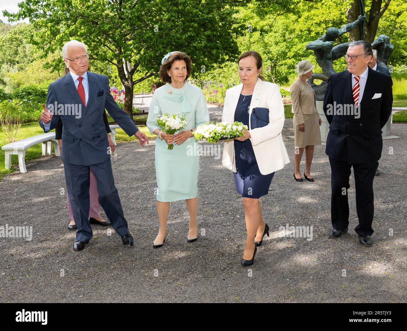King Carl Gustaf, Queen Silvia, superintendent and museum director ...