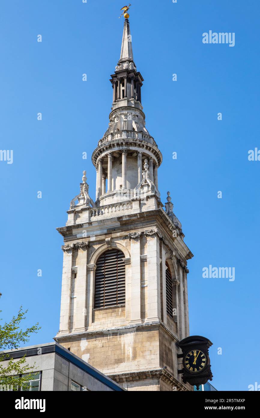 The magnificent spire of St. Mary-le-Bow church, topped with a gold ...