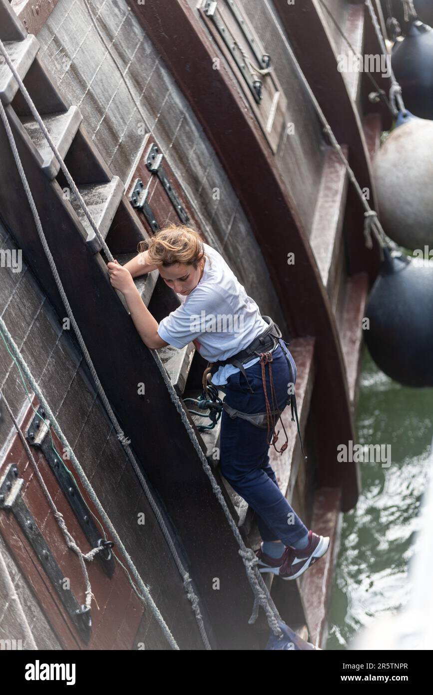 17th century fishing new england hi-res stock photography and images ...