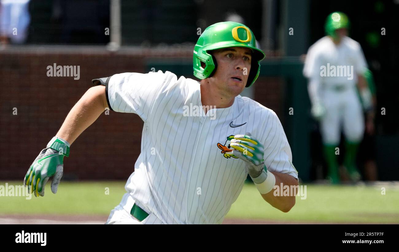 Oregon infielder Drew Cowley plays against Xavier during an NCAA ...