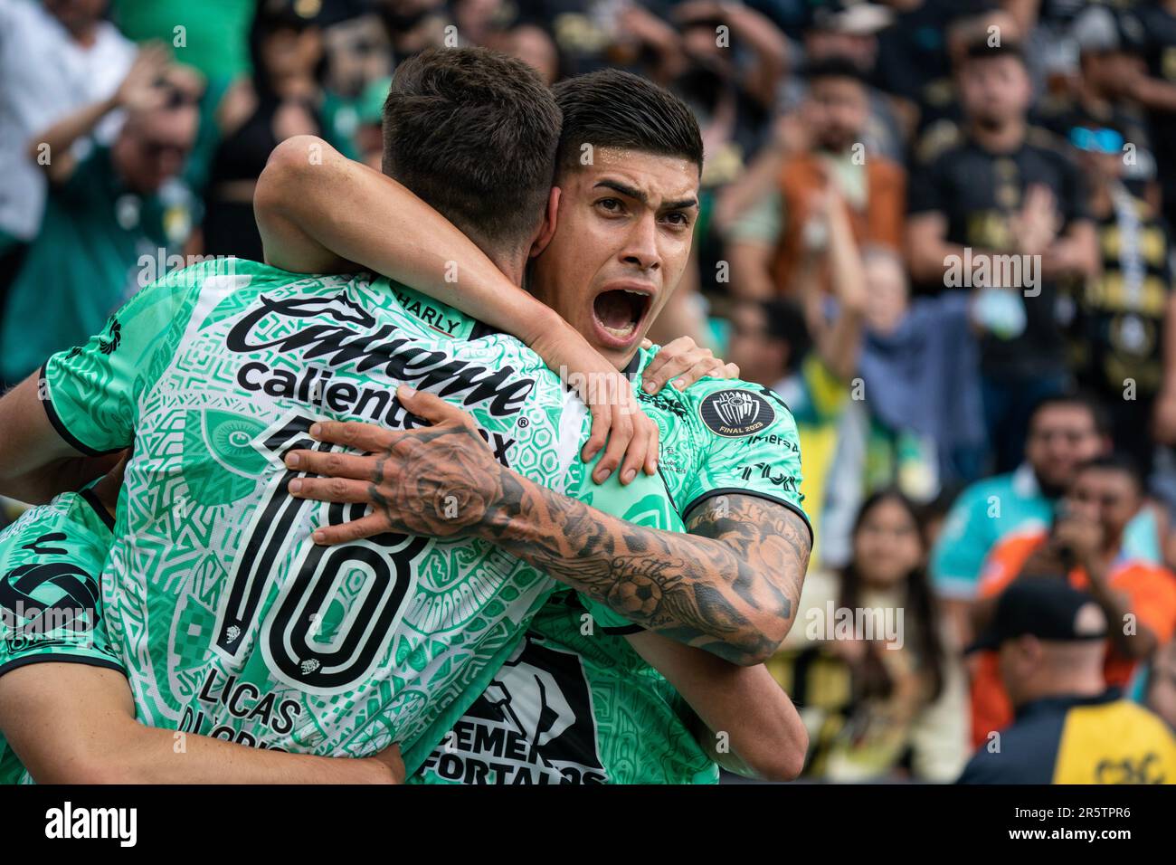 Club León forward Lucas Di Yorio (18) celebrates after scoring a goal ...