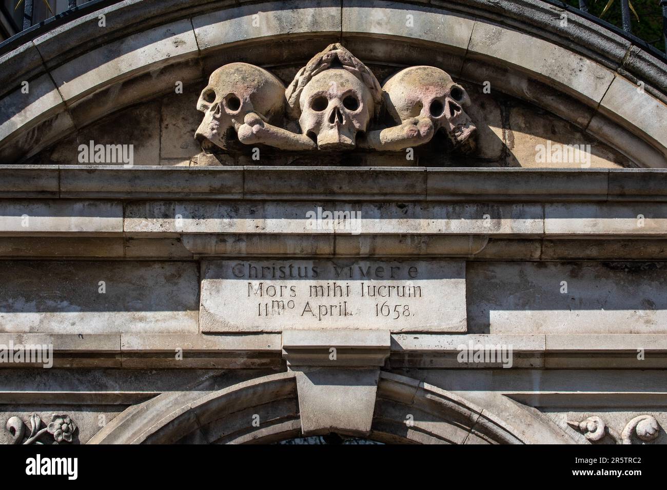 The skull and crossbones stone sculpture above the gateway into the ...