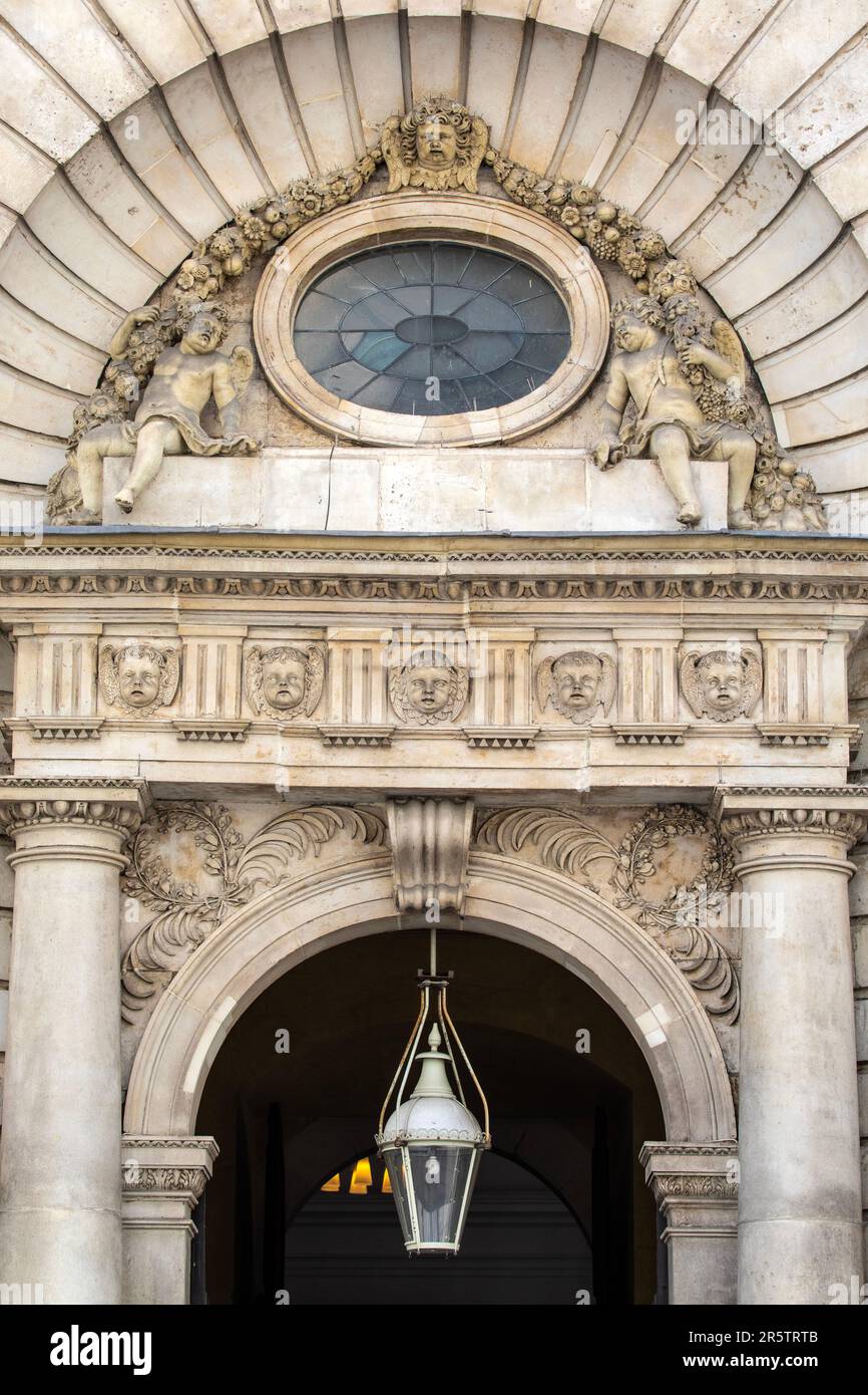 The sculptured exterior above the entrance of St. Mary le Bow church in ...