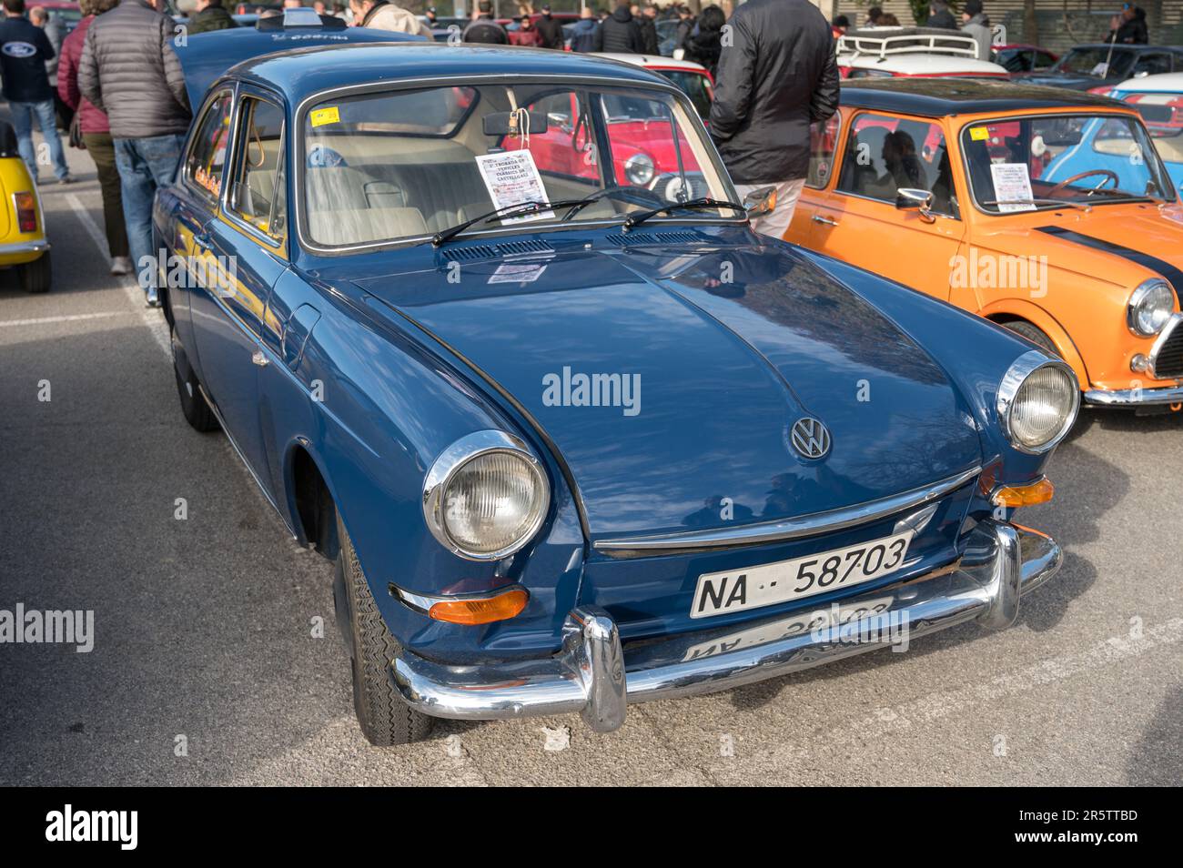 The front view of a classic American car, of the '49 bullet nose Ford ...