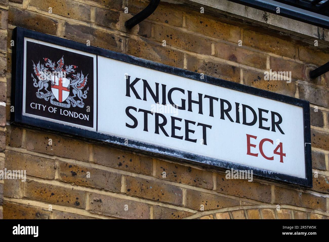 London, UK - April 17th 2023: A street sign for Knightrider Street in ...