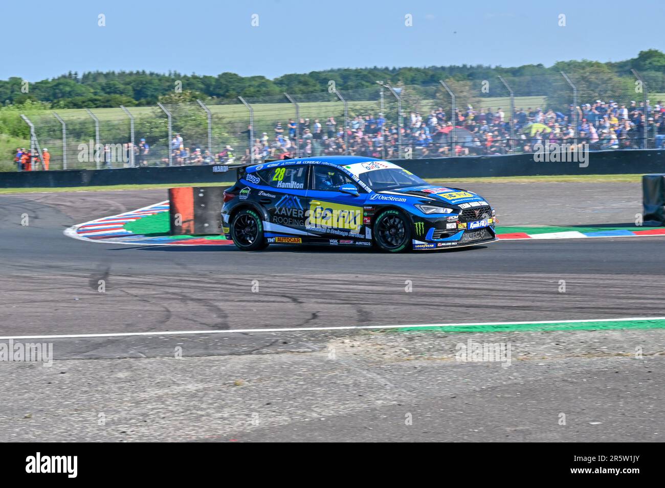 Go fix with autoaid breakdown hi-res stock photography and images - Alamy