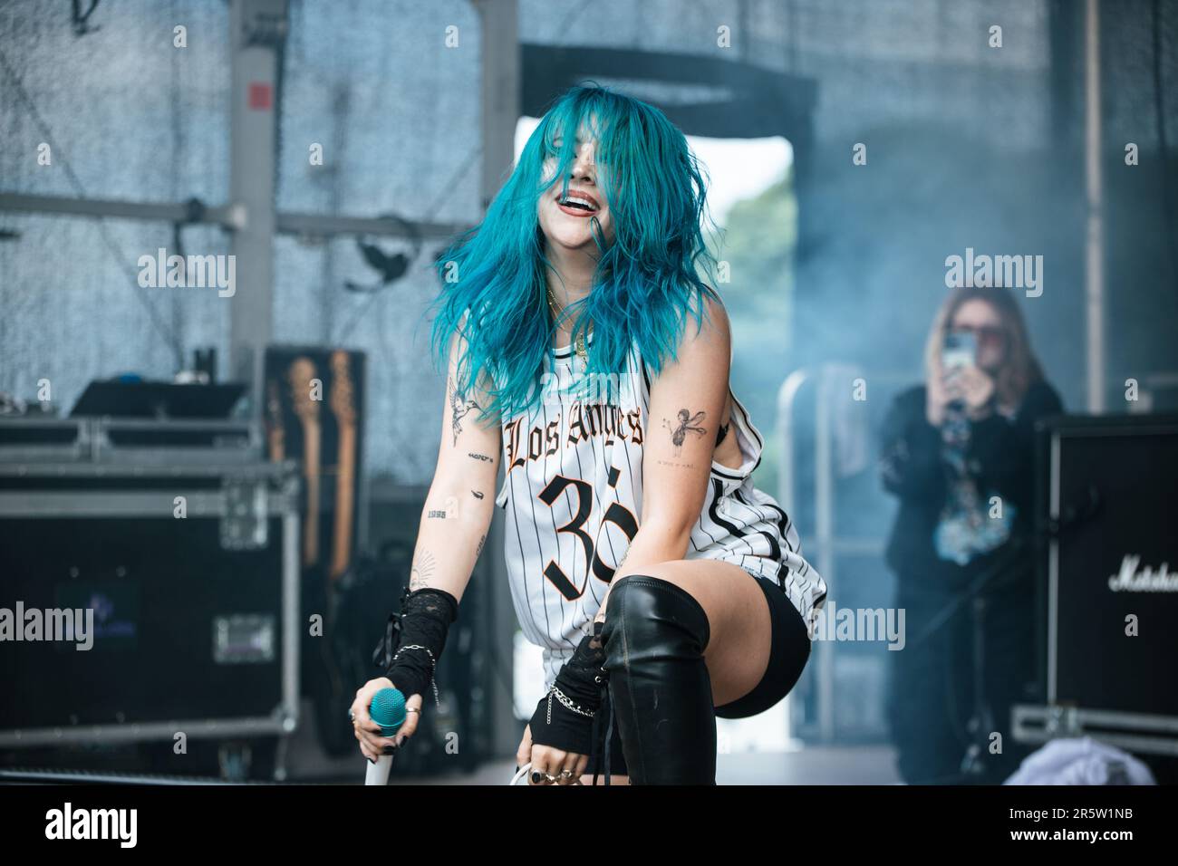 Singer charlotte sands hi-res stock photography and images - Alamy