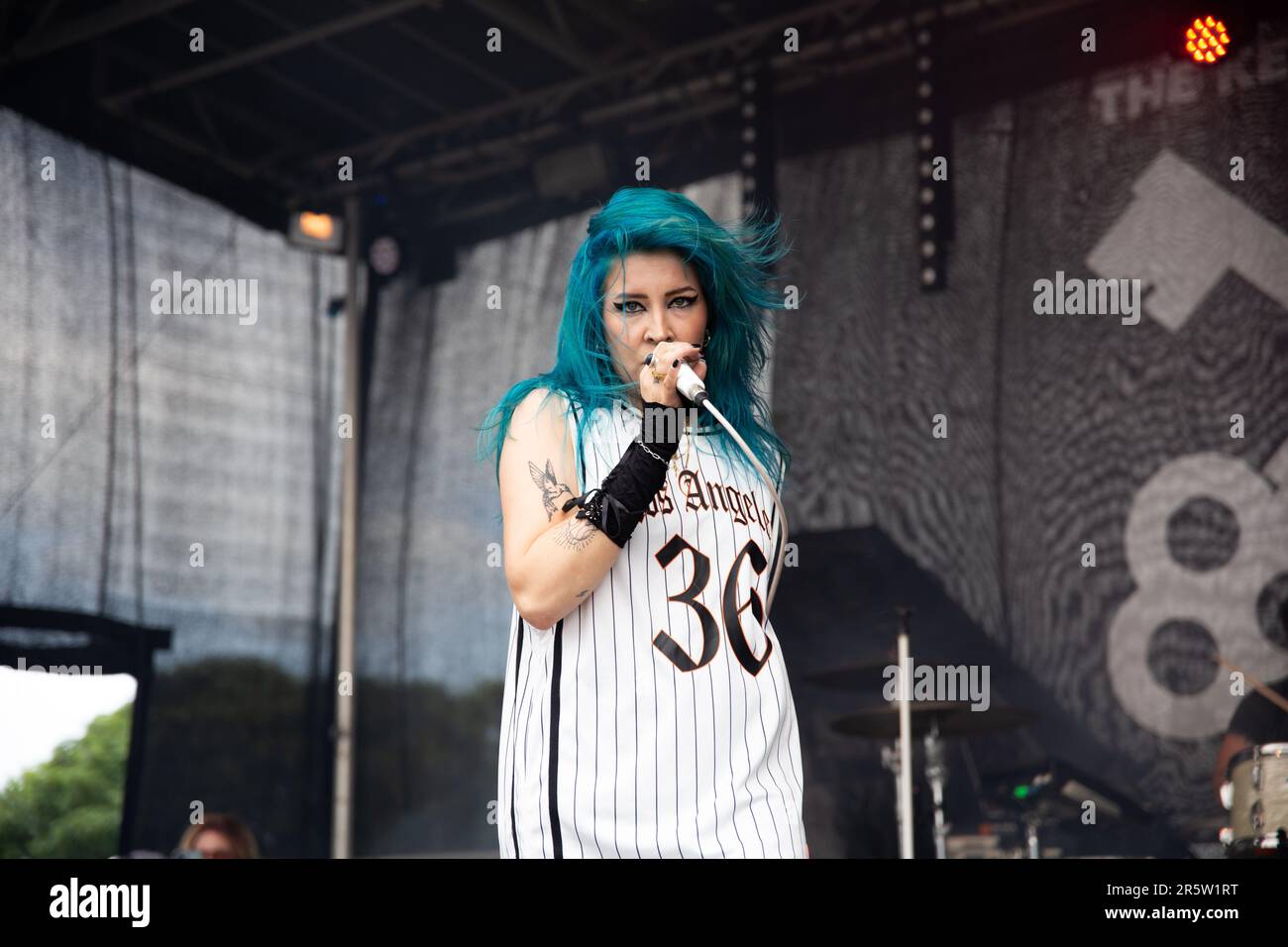 Singer charlotte sands hi-res stock photography and images - Alamy