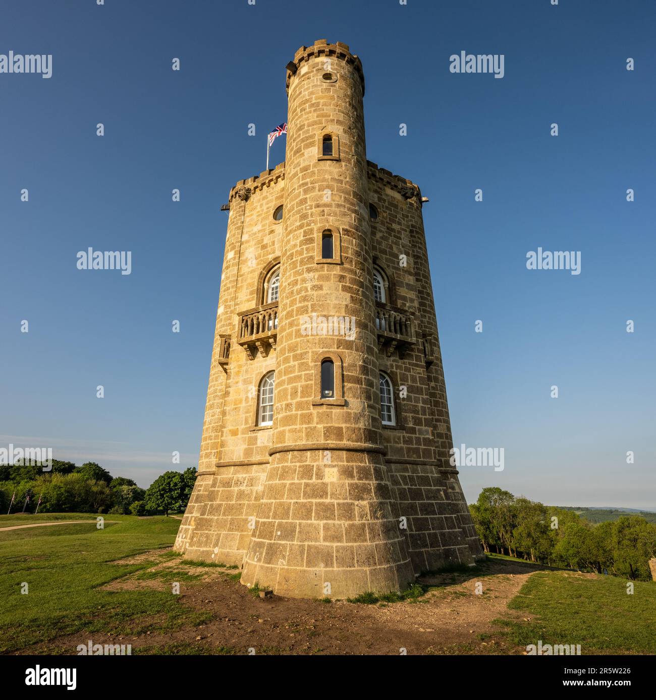 A wide-angle photograph of the Broadway Tower folly in the Cotswold ...