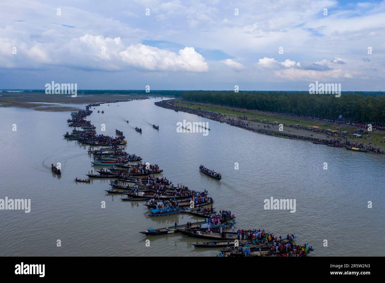Arial shot river hi-res stock photography and images - Alamy