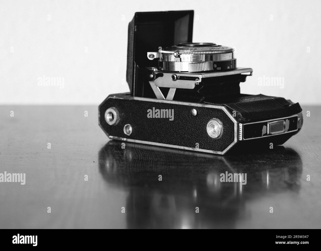 Shot on kodak film hi-res stock photography and images - Alamy