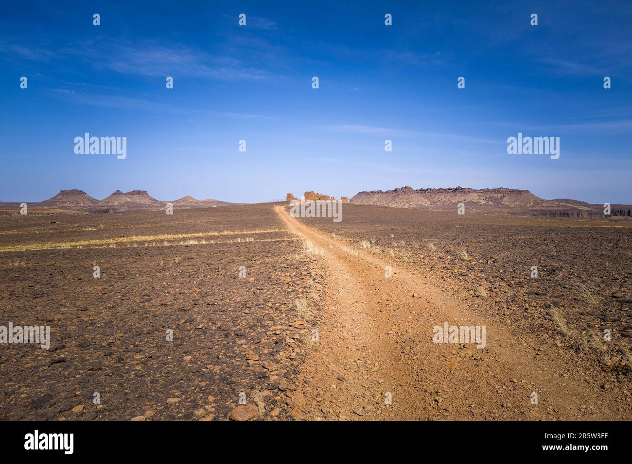 Mauritania, Adrar region, Fort Saganne, landscape Stock Photo - Alamy
