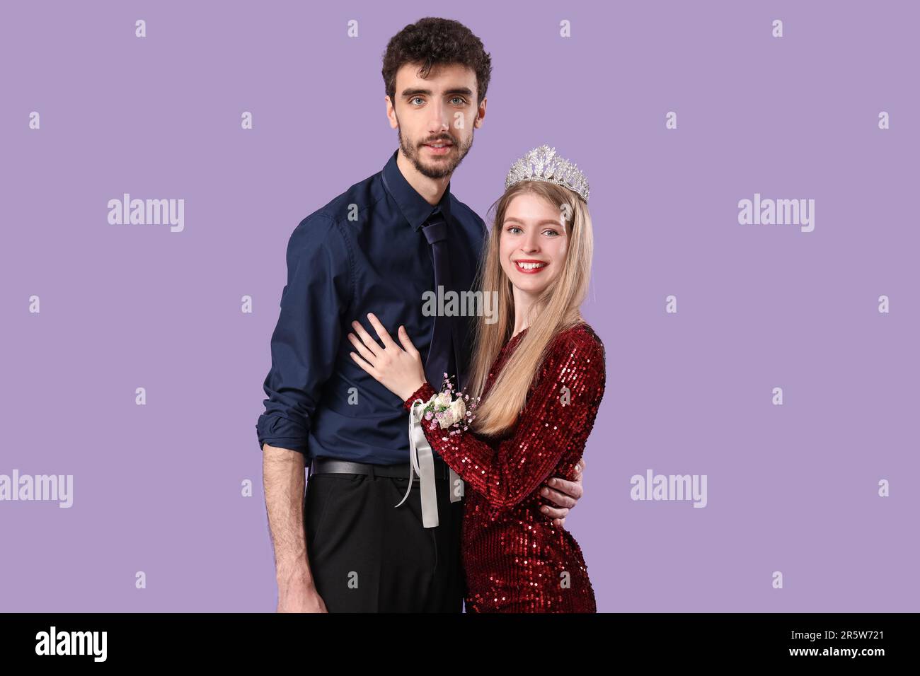 Prom queen and friends hi-res stock photography and images - Alamy
