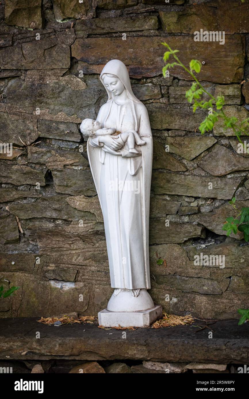 Divine mary hi-res stock photography and images - Alamy