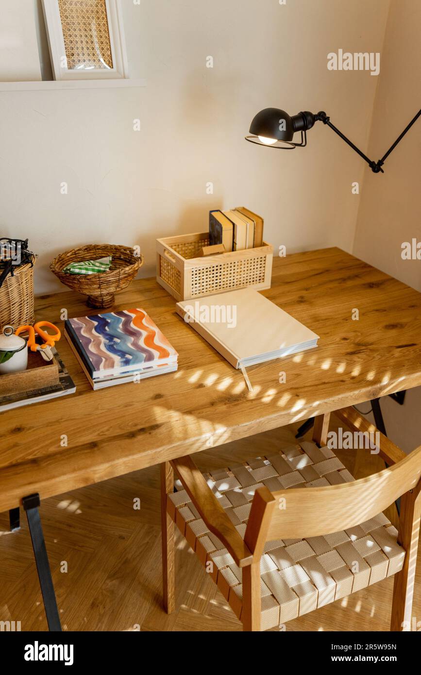 Contemporary office workspace hi-res stock photography and images - Alamy