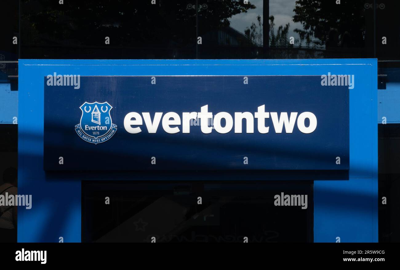 Football sign hi-res stock photography and images - Alamy