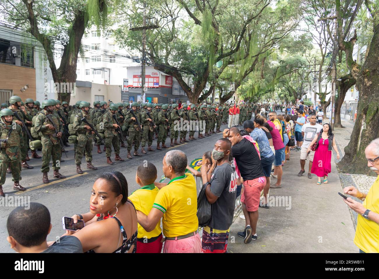 Brazil school uniform hi-res stock photography and images - Alamy