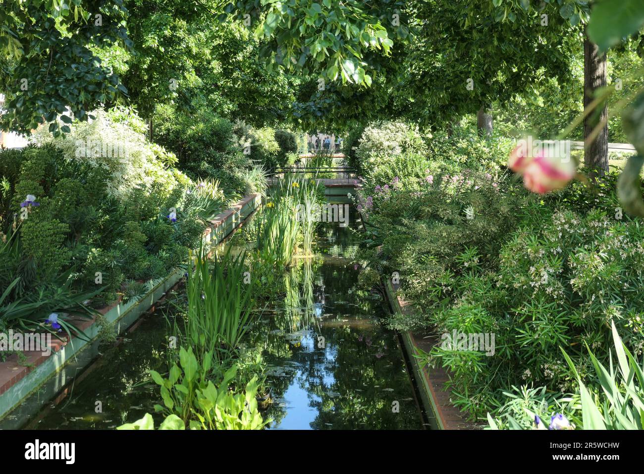 Paris, Promenade Plantée // Paris, Promenade Plantée Stock Photo - Alamy