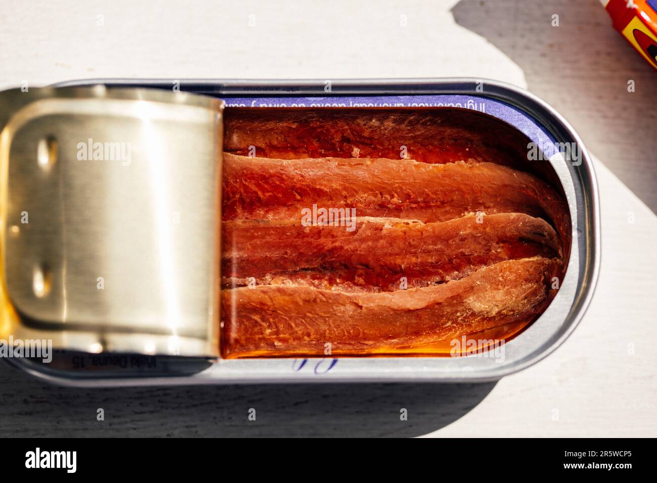 Tin of anchovies hi-res stock photography and images - Alamy